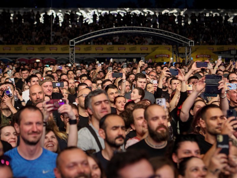 Pogledajte kako je izgledao eksplozivan nastup Coreyja Taylora na Šalati - tportal