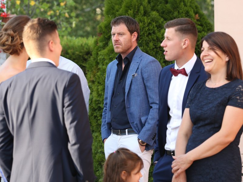 Beba stiže kao najljepši poklon: Evo kako je izgledalo vjenčanje Izabel ...