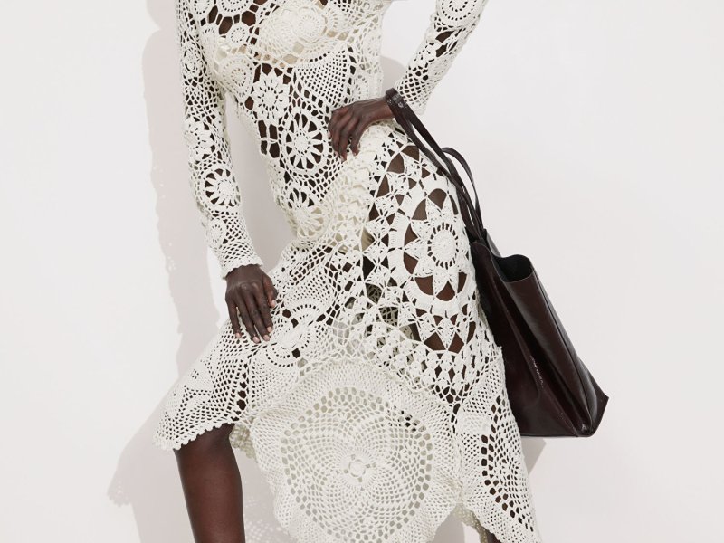 Postale su hit 70-ih, a i ove sezone chic haljine dominiraju ...