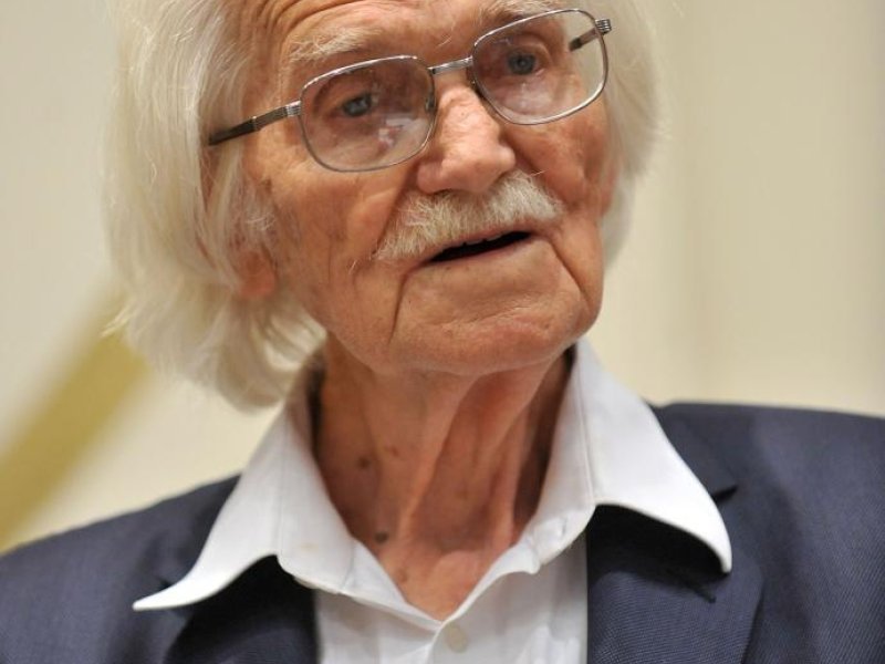 U 90. godini preminuo Alfred Pal - tportal