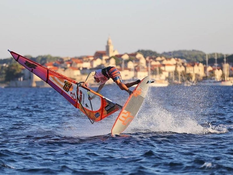 Najbolji surferi svijeta oduševljeni Hrvatskom - tportal