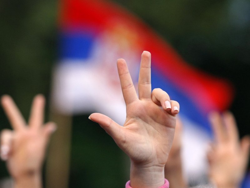 Prijetnje i batine za hrvatske novinare u Srbiji - tportal