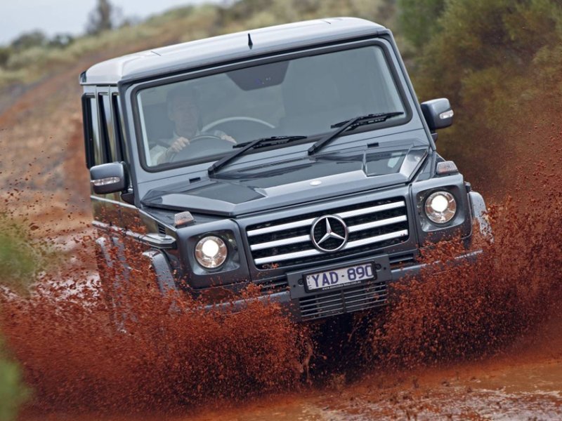 Robusni Mercedesi G-klase zaglavili na prezentaciji - tportal