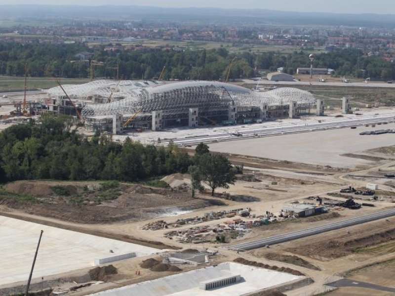 Zračna luka Zagreb nosit će ime Franje Tuđmana - tportal