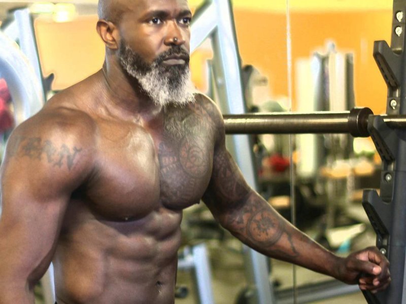 Ima 50 godina, zovu ga ‘djedica’, a izgleda… Pogledajte sami - tportal