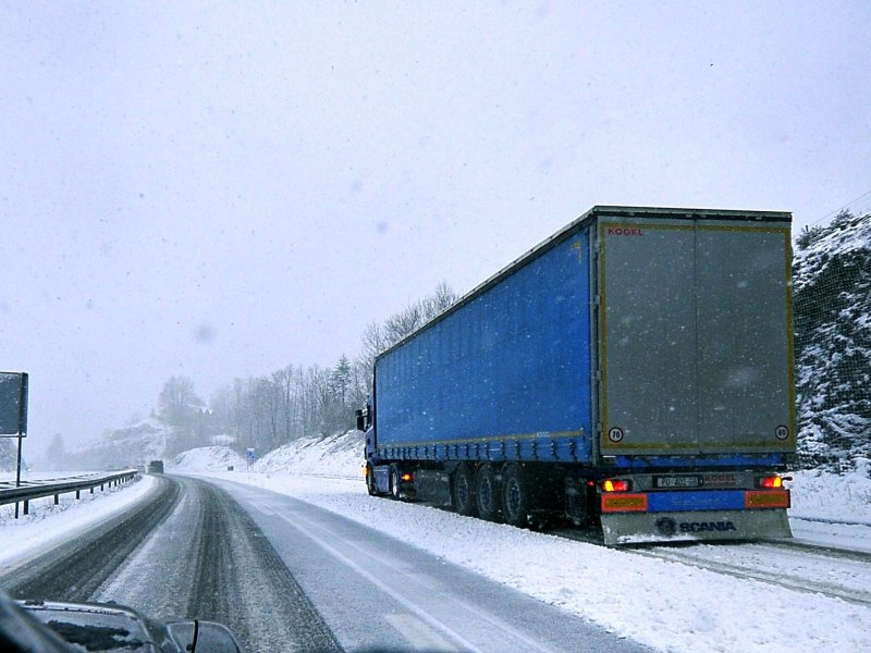 Vozači, oprez! Na autocesti A3 promet ometa - pas - tportal