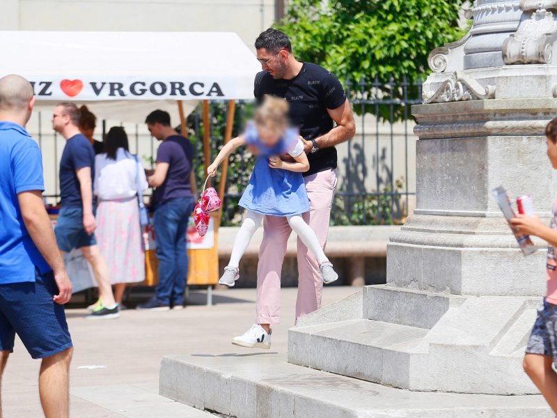 Modno usklađeni Nikolina i Blaženko Lacković prošetali zagrebačkom ...