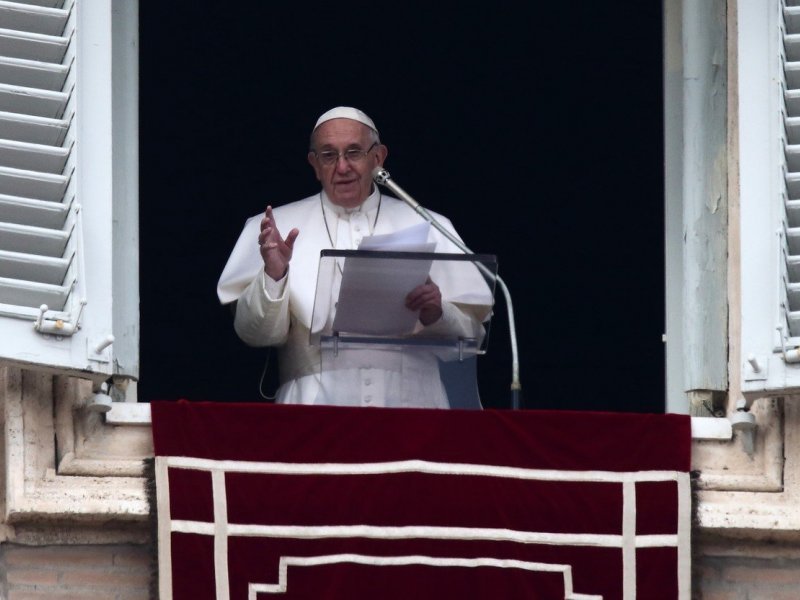 Papa izrazio duboku zahvalnost Katoličke Crkve vatrogascima u Parizu ... Papa izrazio duboku zahvalnost Katoličke Crkve vatrogascima u Parizu ...