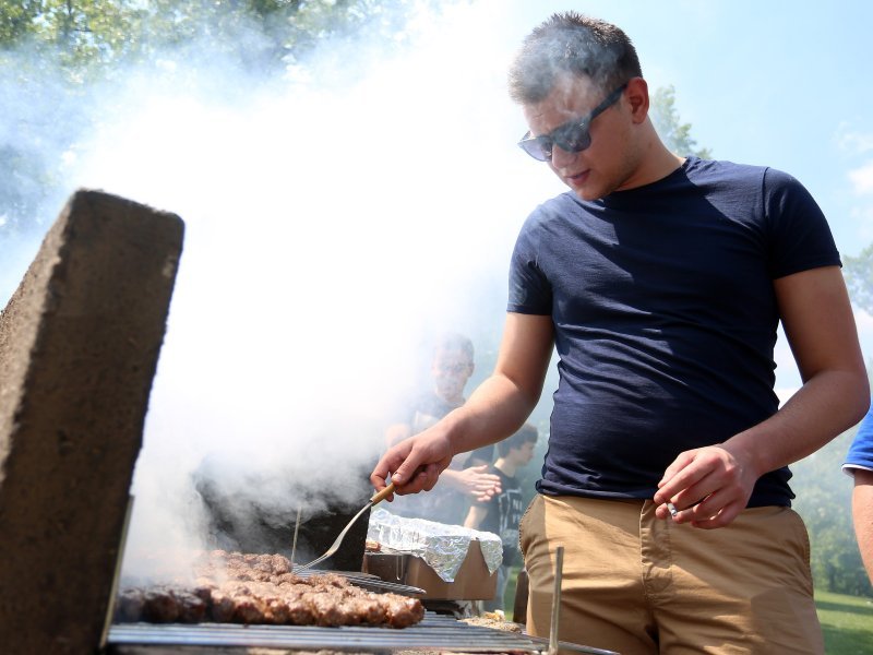 Prvomajski roštilj trebao bi proći bez kiše, ali zato za vikend stiže ...