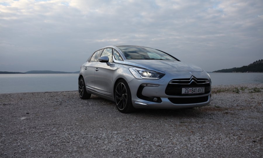 Citroen DS5 2.0 HDi Sport Chic - ponajbolji francuski automobil - tportal