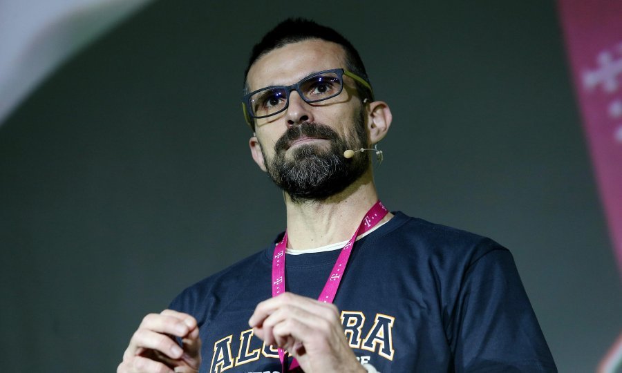 Profesor Toni Milun ima novi koristan kalkulator - 'Popodicu'. Evo o ... Profesor Toni Milun ima novi koristan kalkulator - 'Popodicu'. Evo o ...