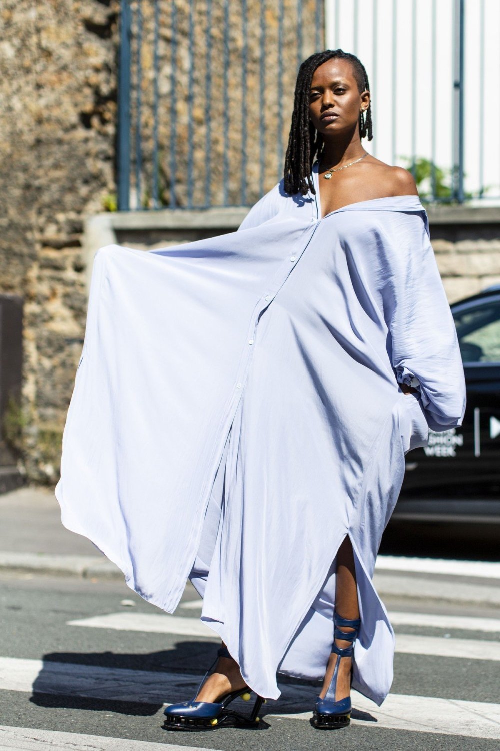 Pariška moda: Ulice metropole preplavile besprijekorno dotjerane ...