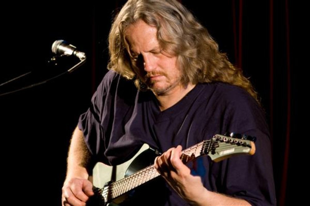 Vrhunska svirka majstora akustične gitare - tportal