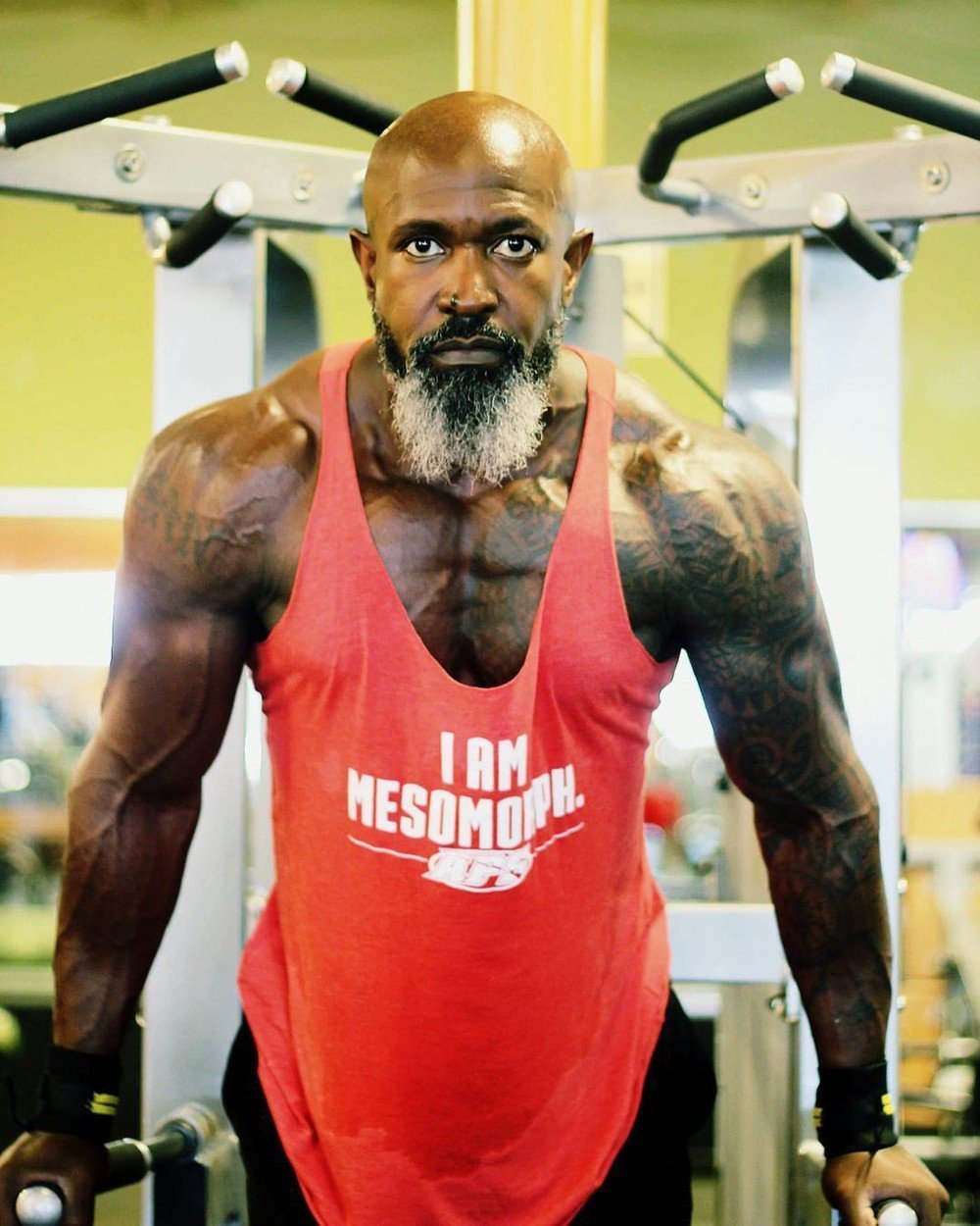 Ima 50 godina, zovu ga ‘djedica’, a izgleda… Pogledajte sami - tportal