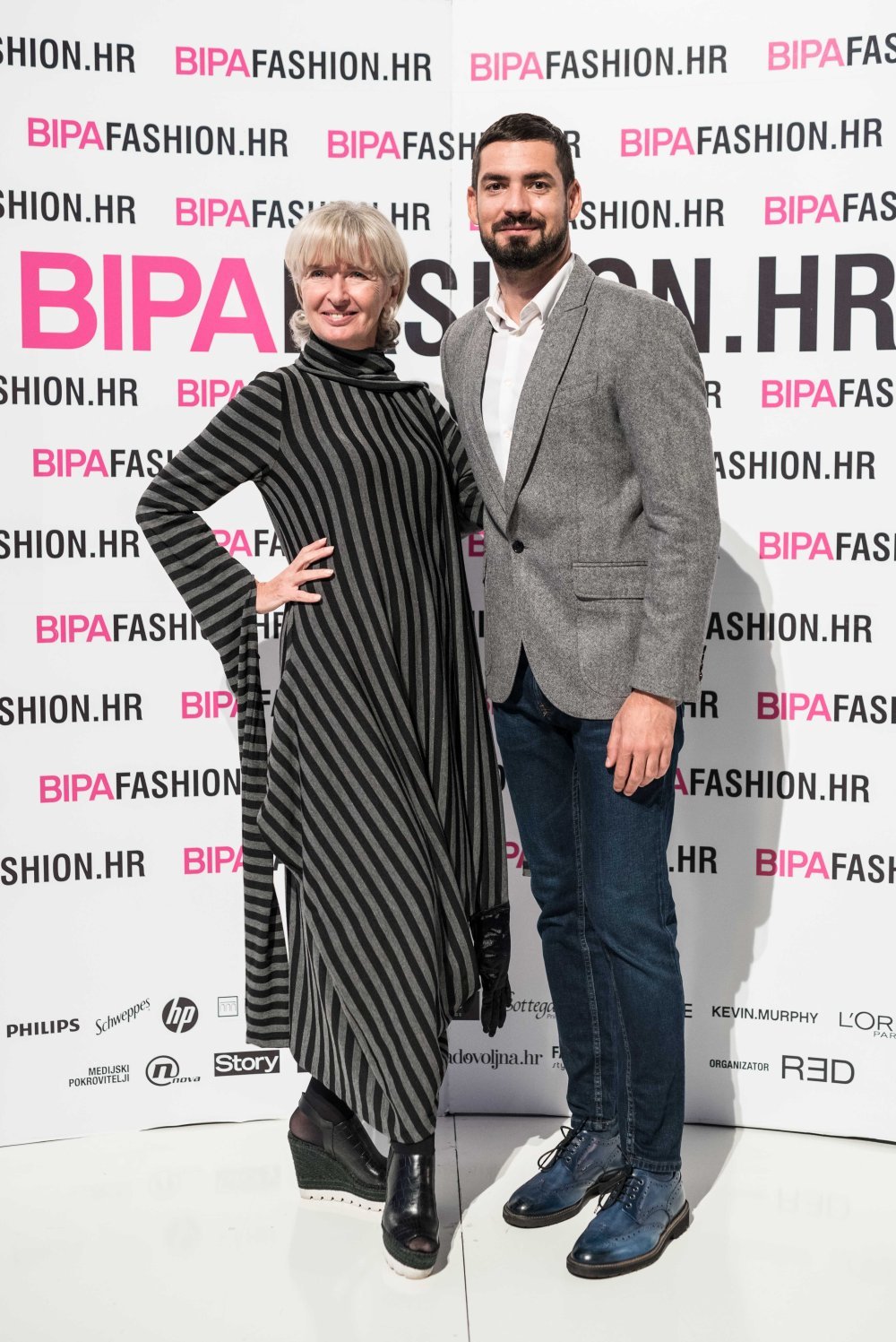 Poznate dame nisu propustile još jednu zanimljivu modnu večer u Zagrebu ...