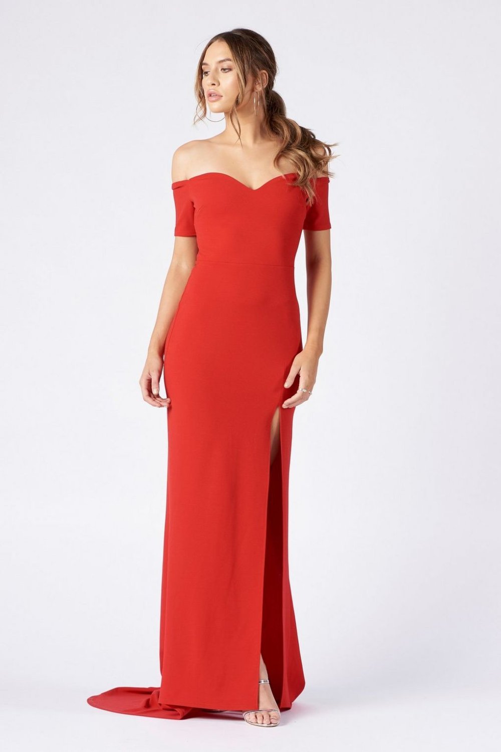 Danas se nose crvene haljine, a mi smo pronašli najljepše od najljepših ...