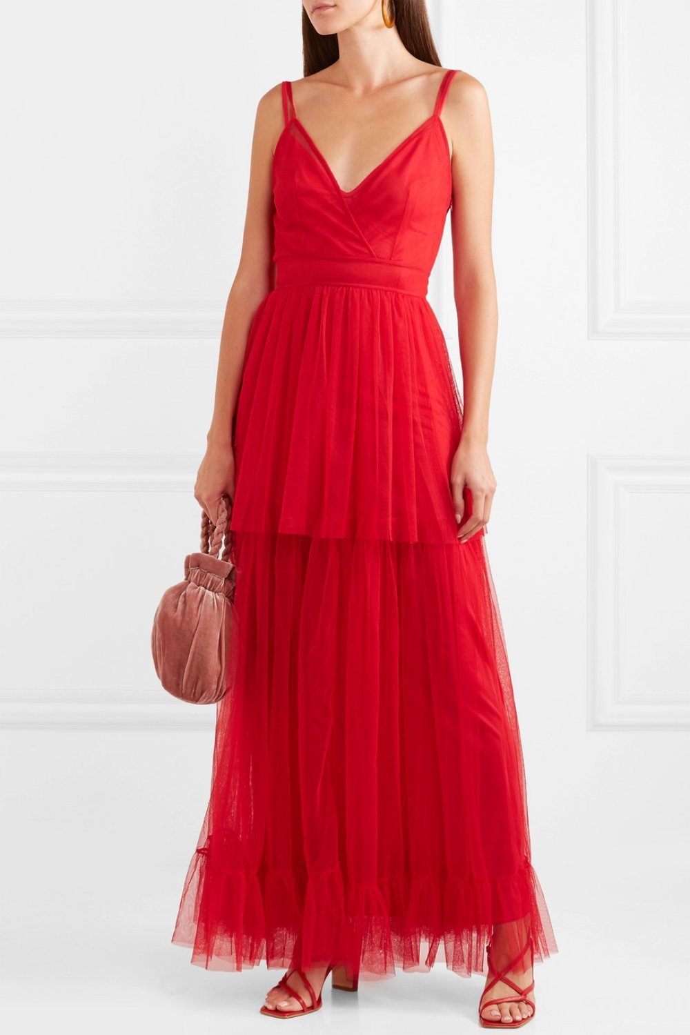 Danas se nose crvene haljine, a mi smo pronašli najljepše od najljepših ...